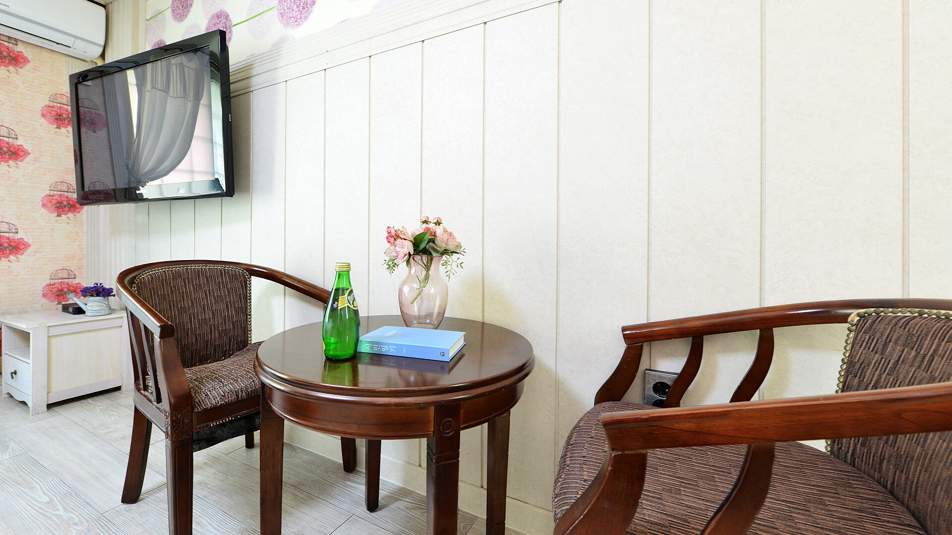 강촌 느티나무마을 펜션 :: | 춘천 숙박 숙소 | 호텔패키지닷컴